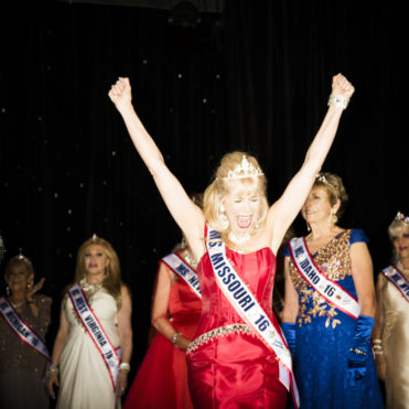Les "Miss Senior America" célébrées dans la série immersive du ...