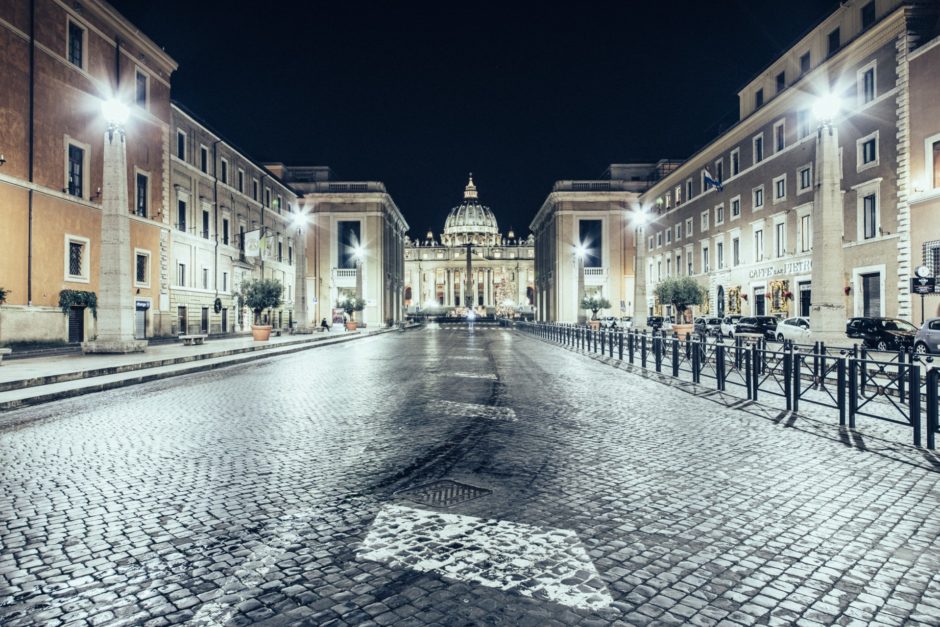 Desert in The City de Genaro Bardy : New York, Rome et une campagne ...