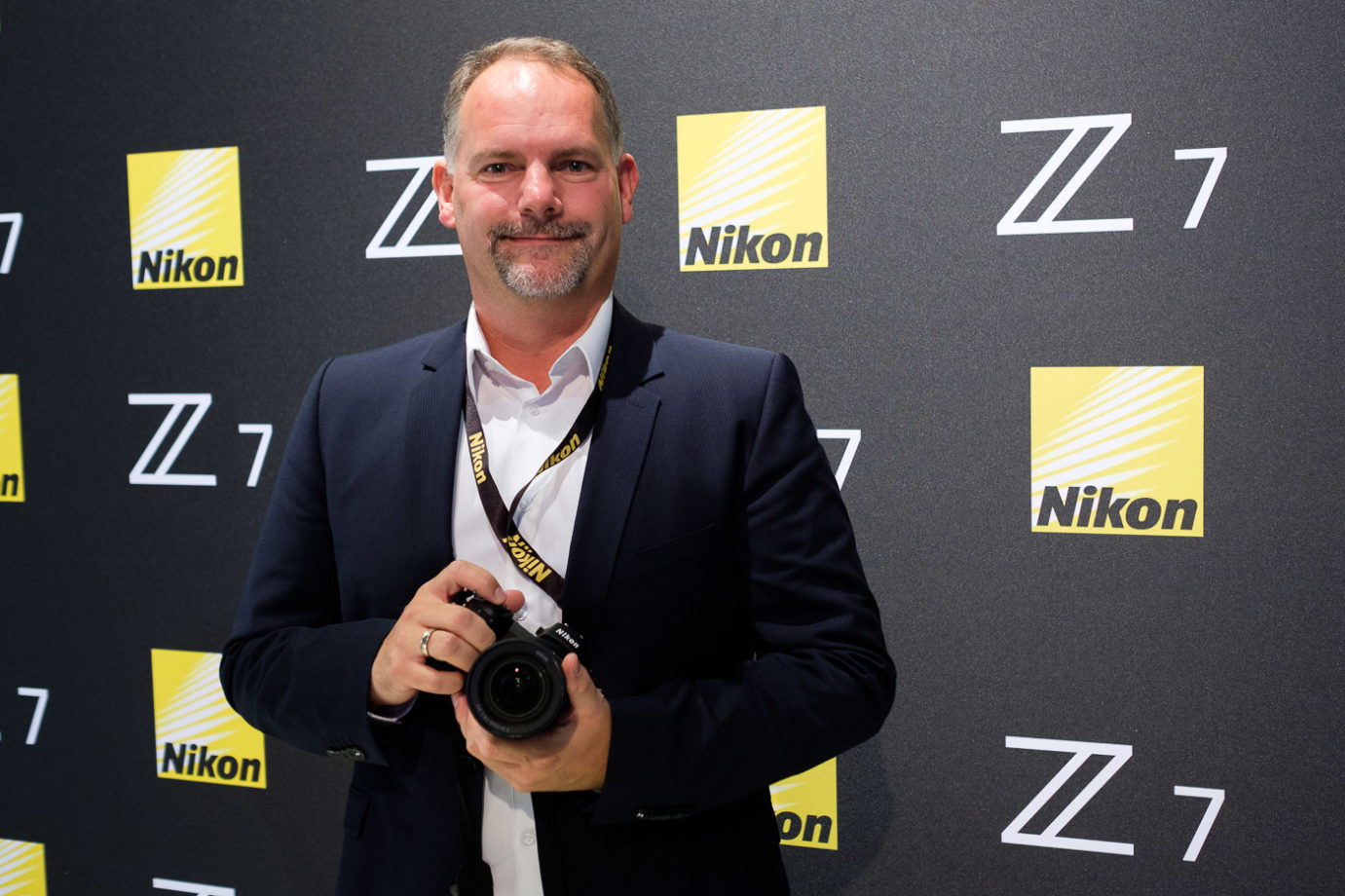 Dirk Jasper, Nikon Europe : « avec la monture Z, nous allons vers un ...