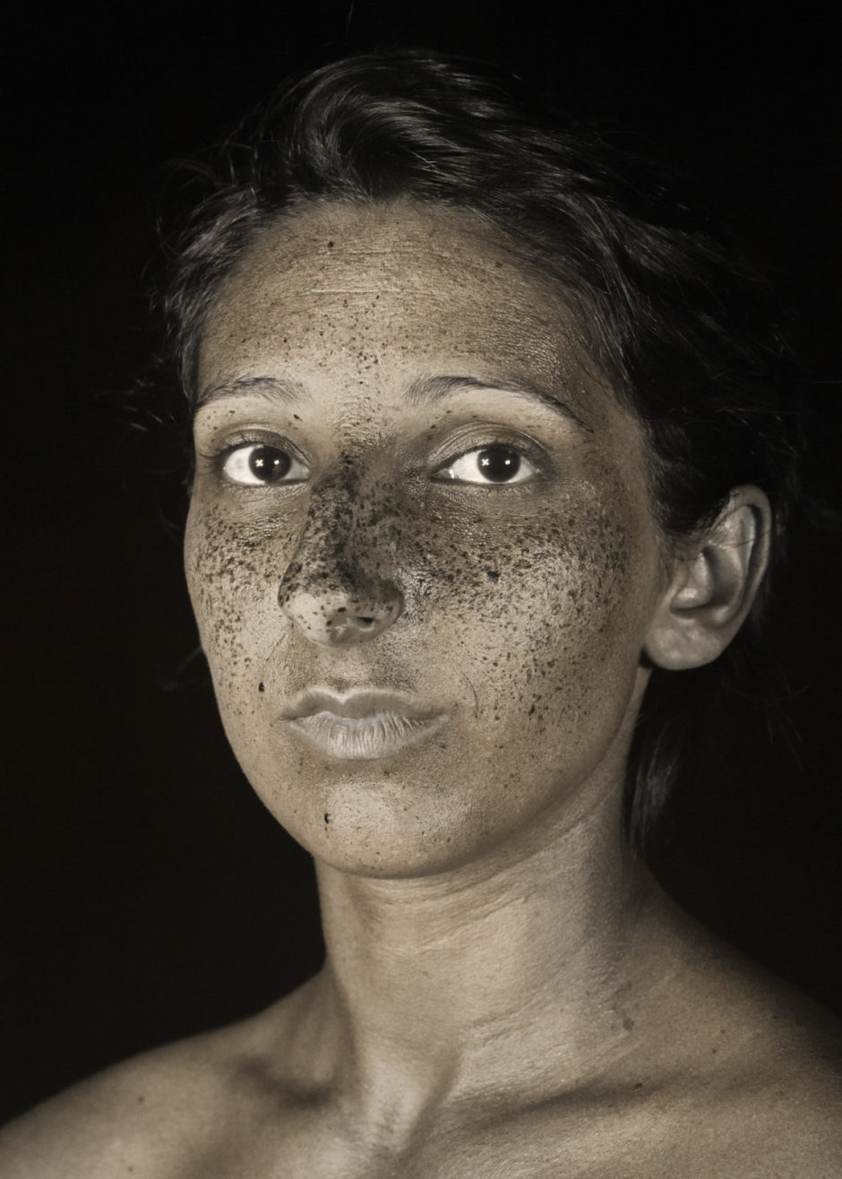 "Brut" de Pierre-Louis Ferrer : des portraits en ultra-violet qui ...