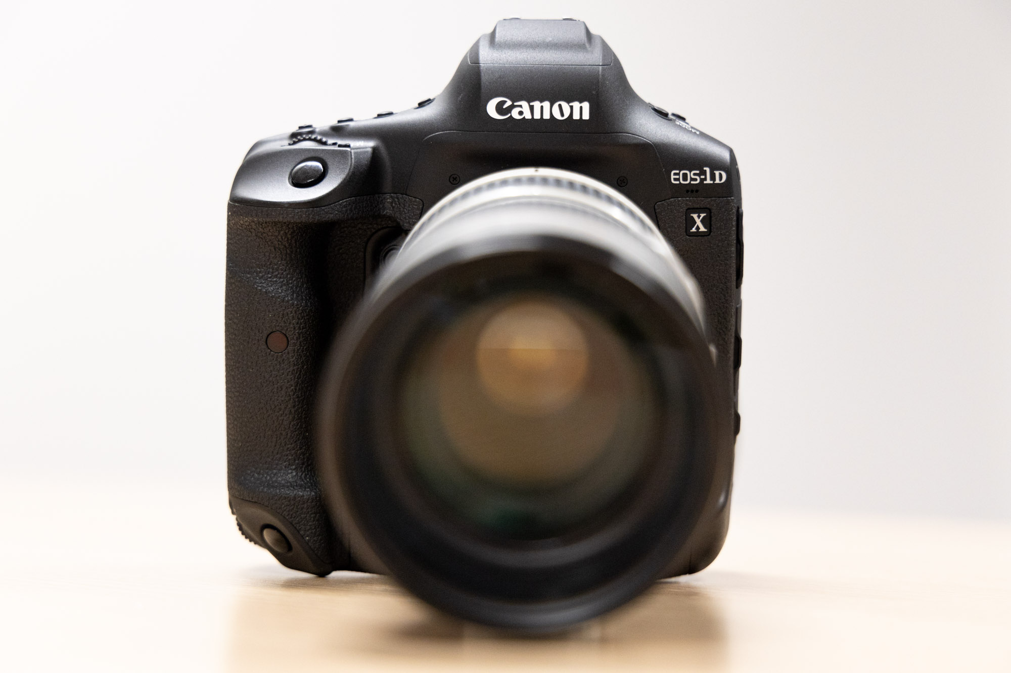 Canon EOS-1D X Mark III : le reflex plein format professionnel enfin ...