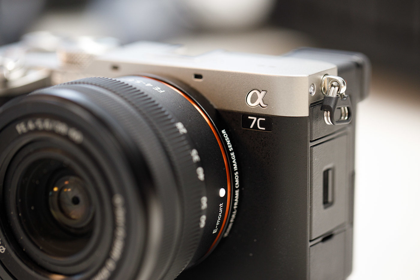 Test du Sony A7c, l'hybride compact et léger pour mettre un pied dans ...