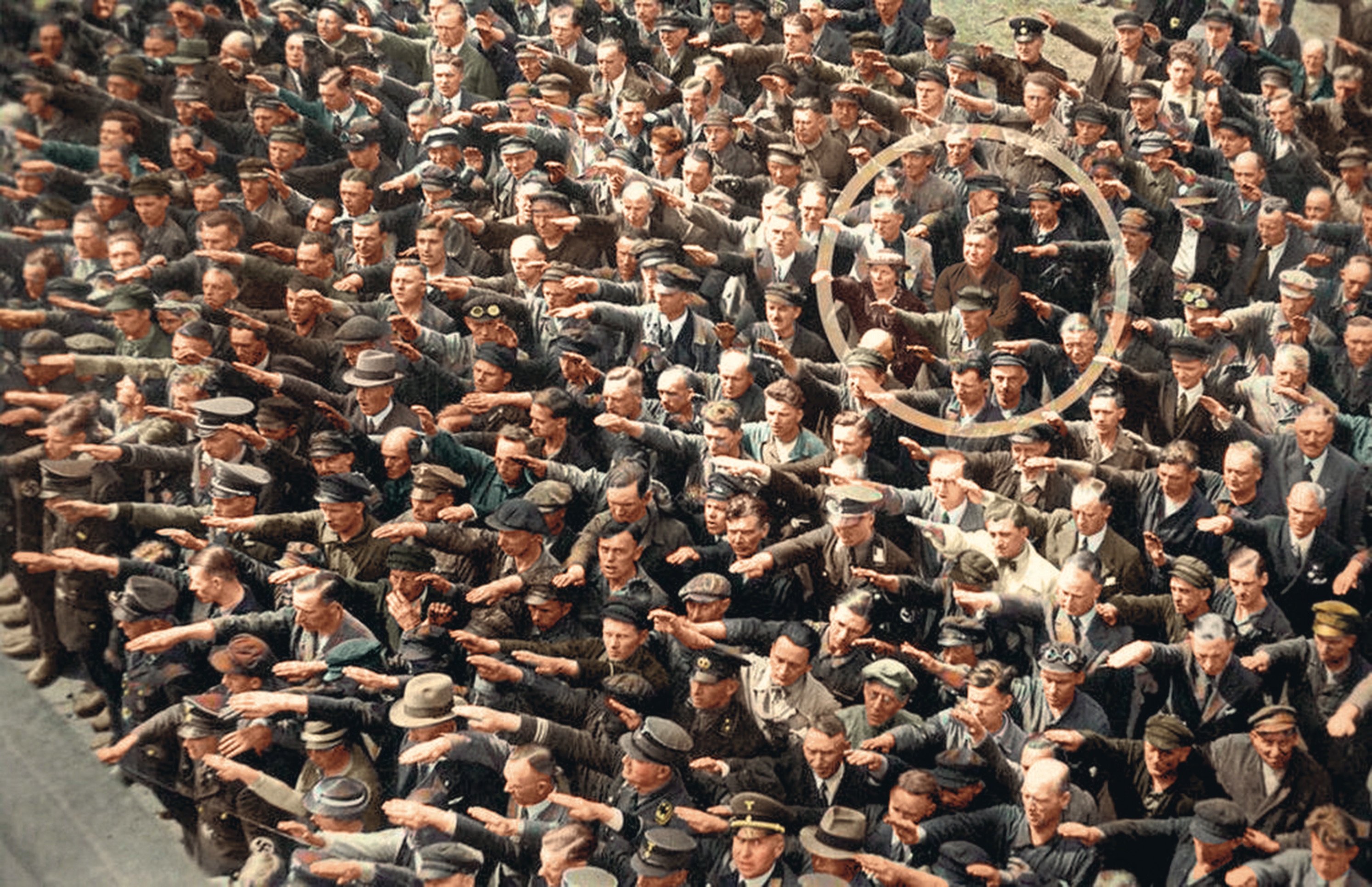 Livre photo : Ils Vivaient en Couleurs, 250 photos historiques colorisées