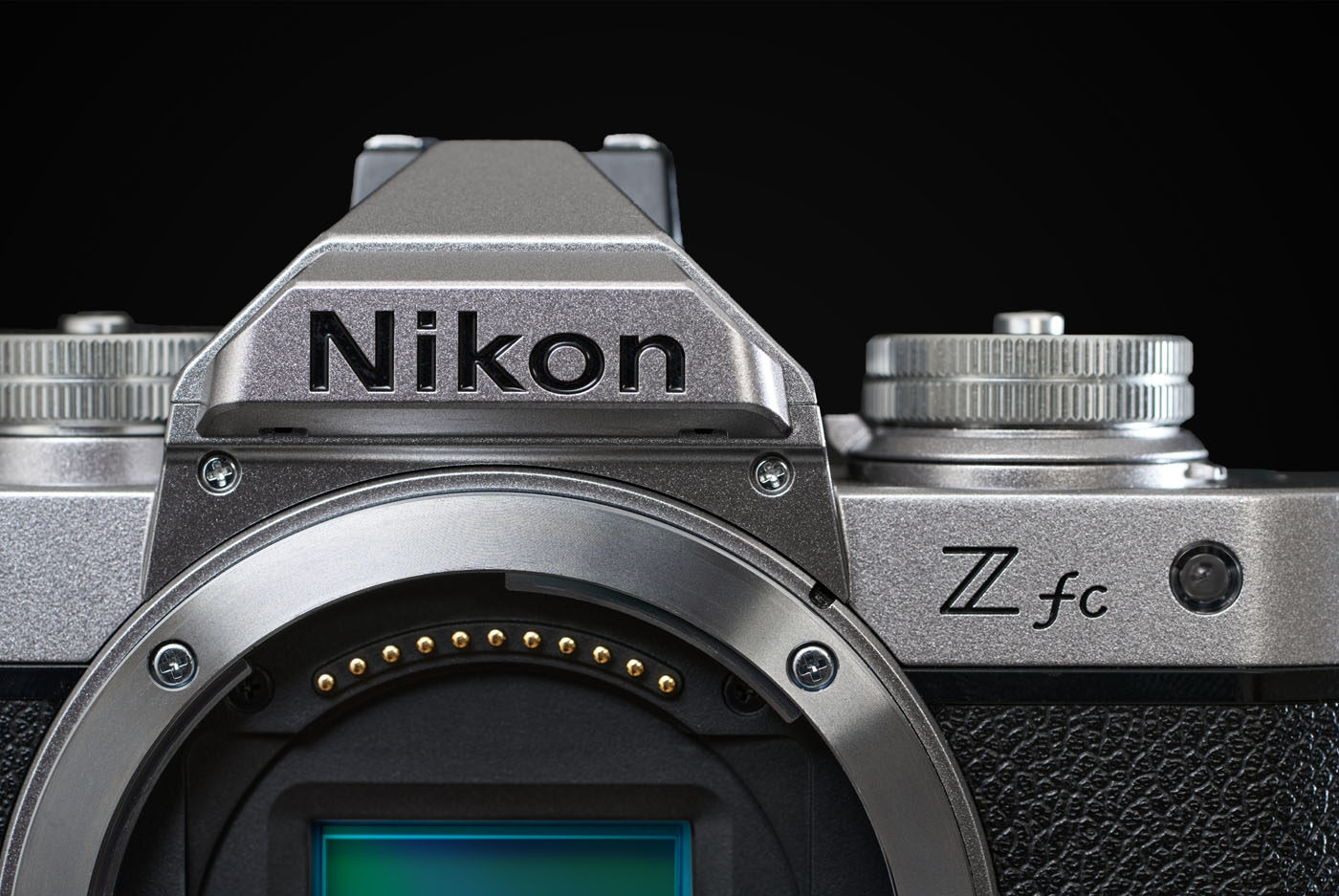 Prise en main du Nikon Z fc : hybride APS-C au look retro