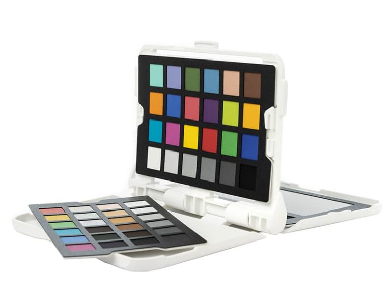 Spyder Checkr Photo : Datacolor sort (aussi) sa charte de couleurs de poche