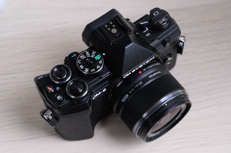 OM System OM-5 : taillé pour l'aventure avec quelques nouveautés majeures