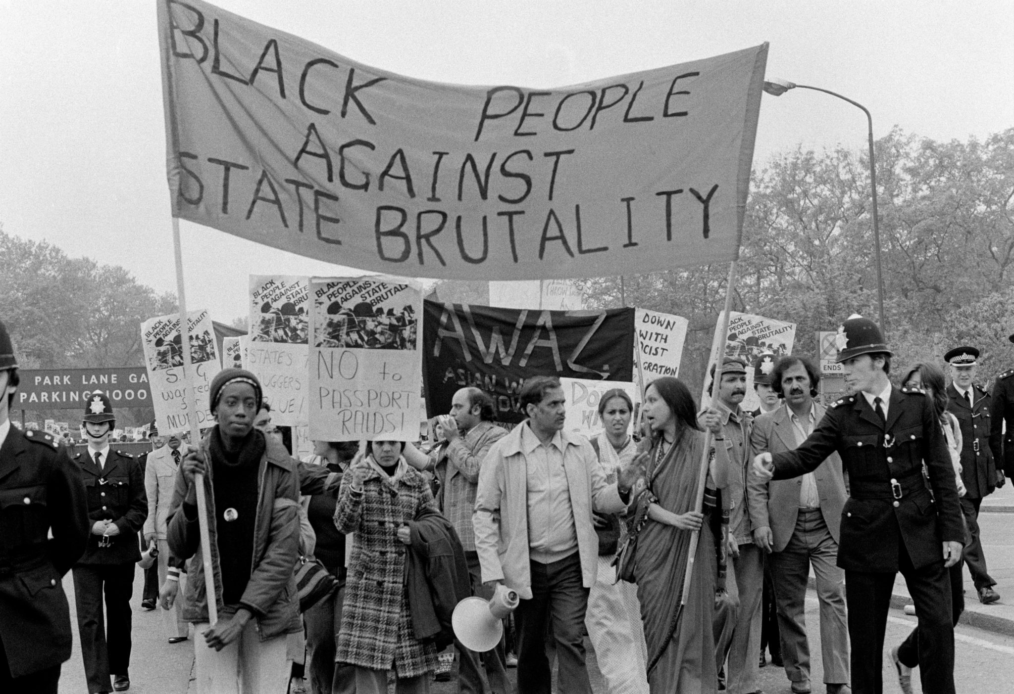 The Black Triangle, réconcilier un monde en noir et blanc