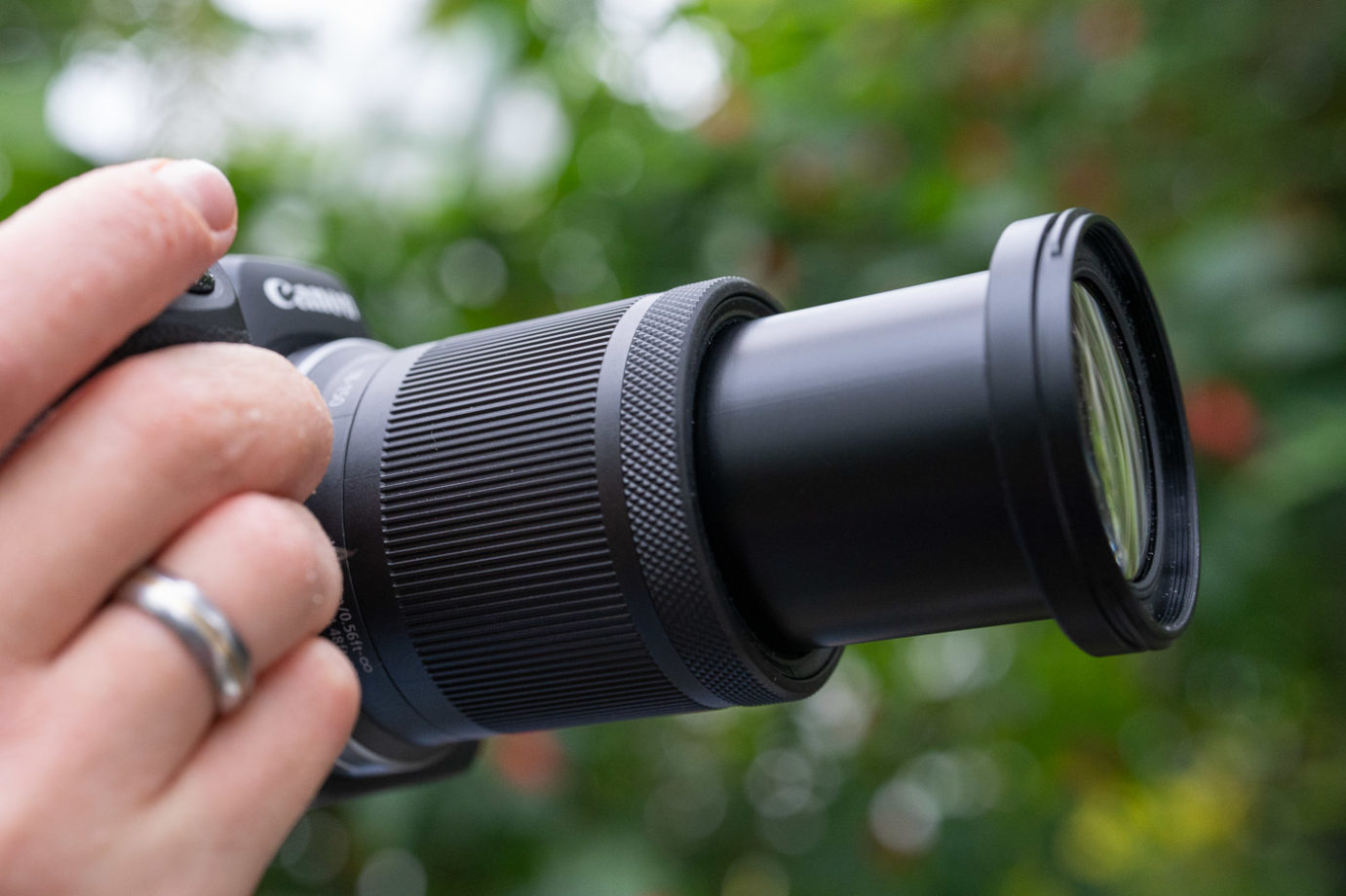 French Days : -150 € sur le Canon EOS R7 + zoom polyvalent