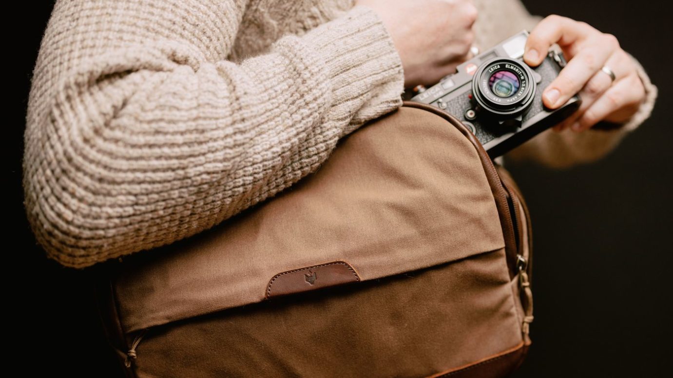 Camera Sling par Clever Supply : sac photo design, compact et bien pensé