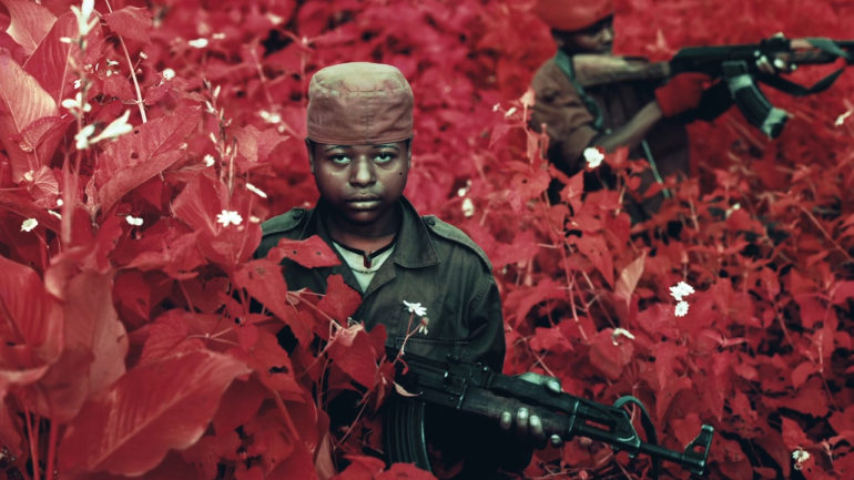 Vidéo : Richard Mosse, l'infrarouge, médium documentaire et humanitaire