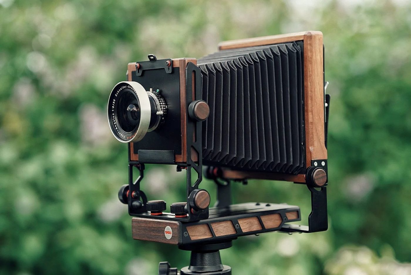 Ondu Eikan : une chambre photographique modulaire et innovante sur ...