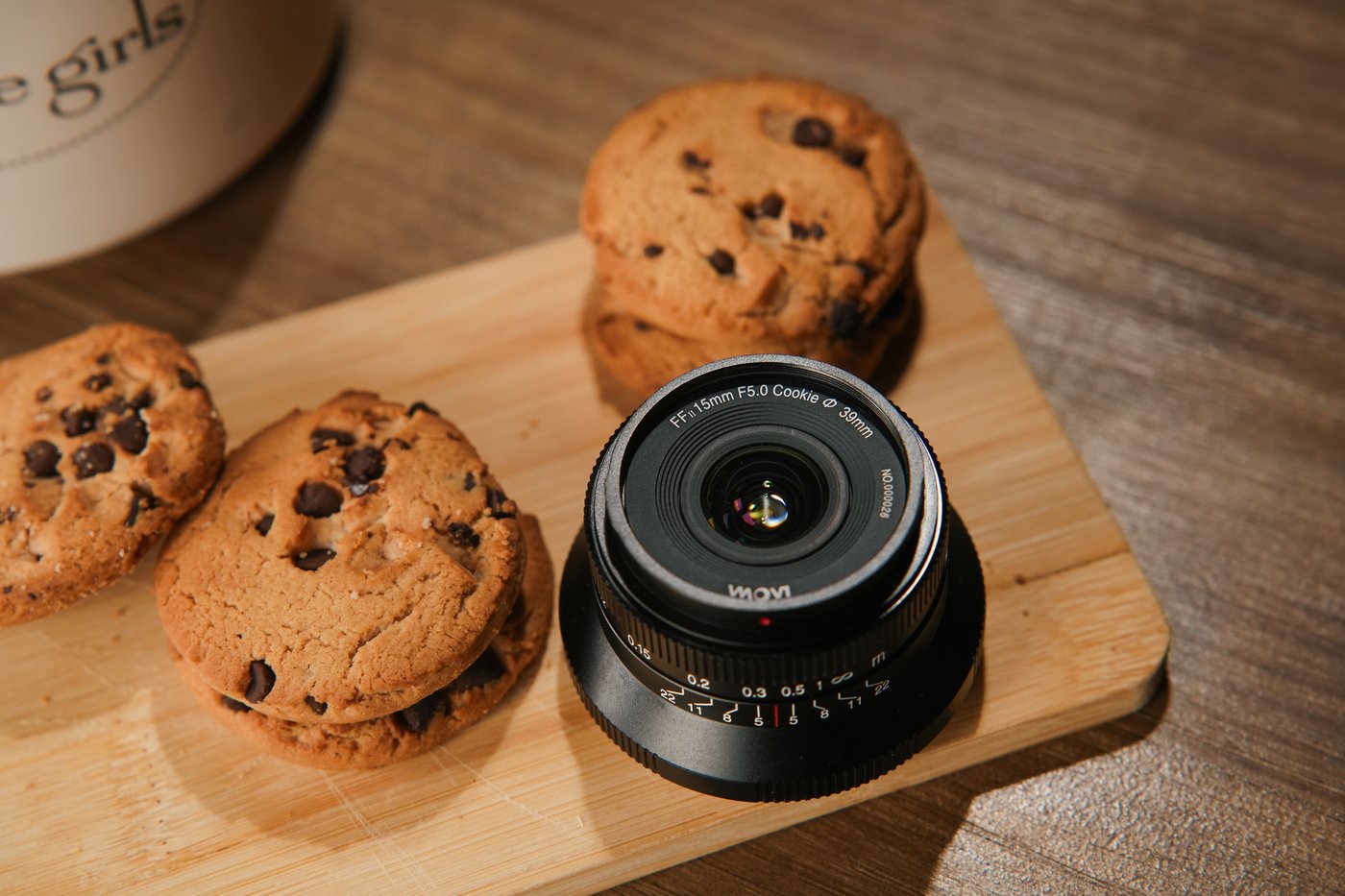 Laowa 15 mm f/5 Cookie FF : un grand-angle plein format et compact à ...