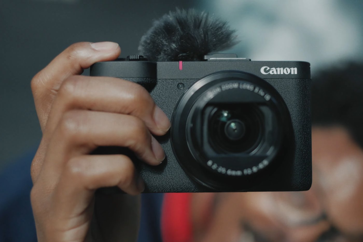 Canon PowerShot V1: A Vlogging Compact with a Unique 1.4-Inch Sensor