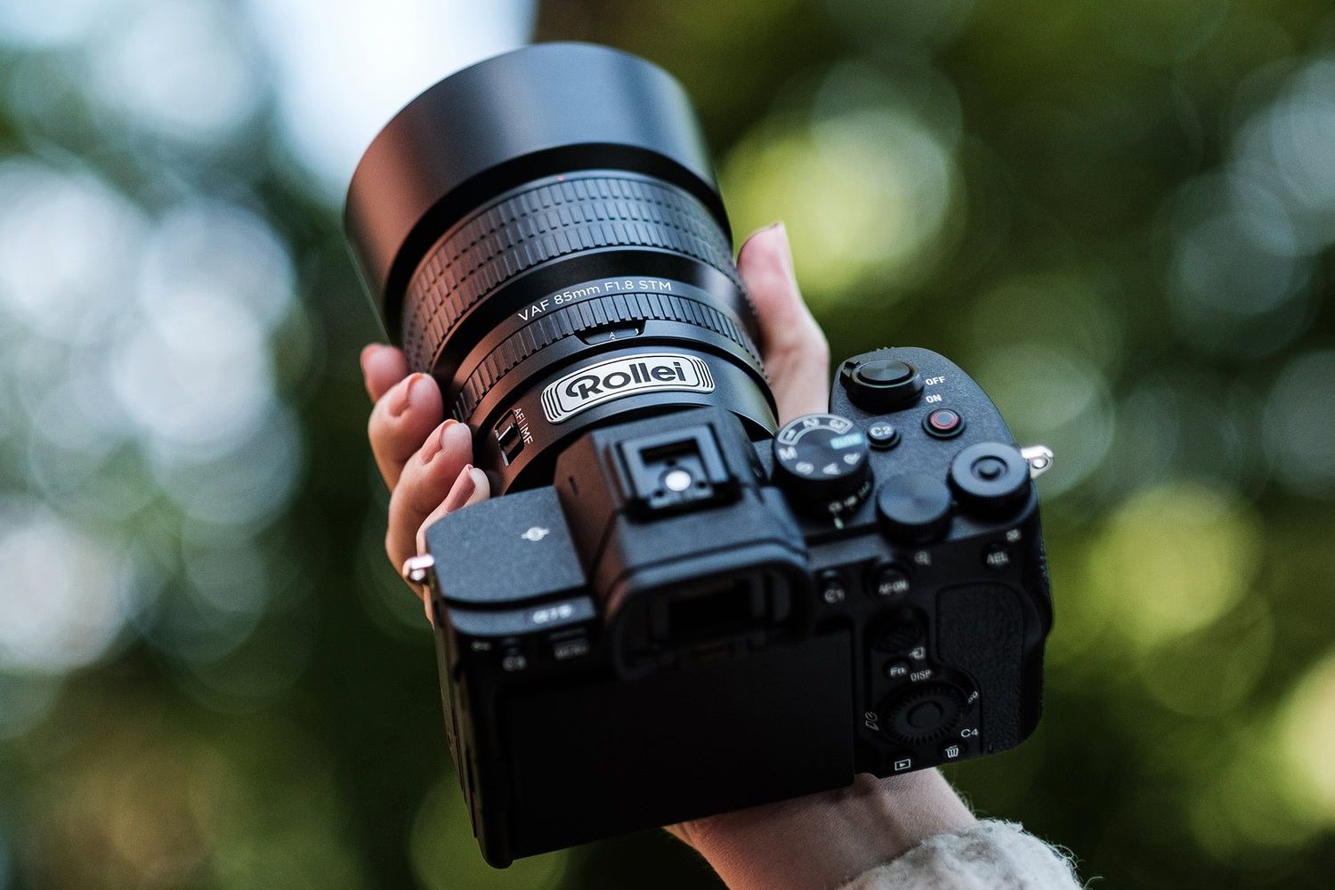 Rollei AF 85 mm f/1.8: German looks, Asian heart?