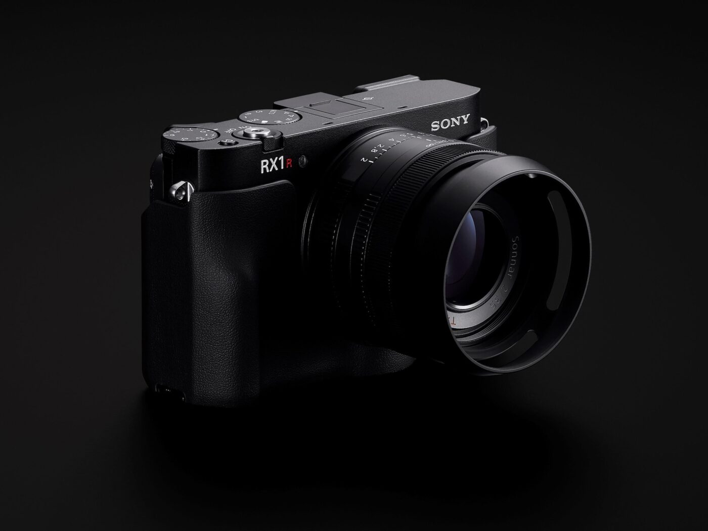Sony RX1R III : le compact expert plein format que tout le monde ...