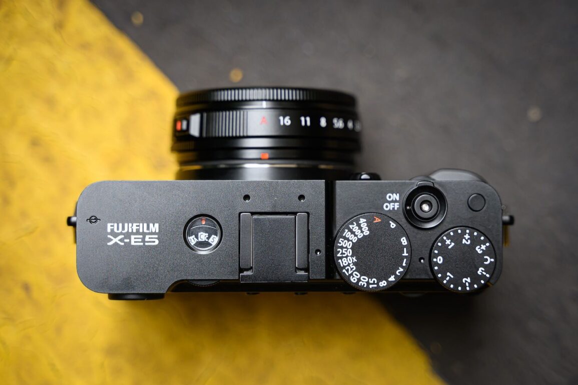 Test Fujifilm X-E5 : la meilleure alternative au X100VI