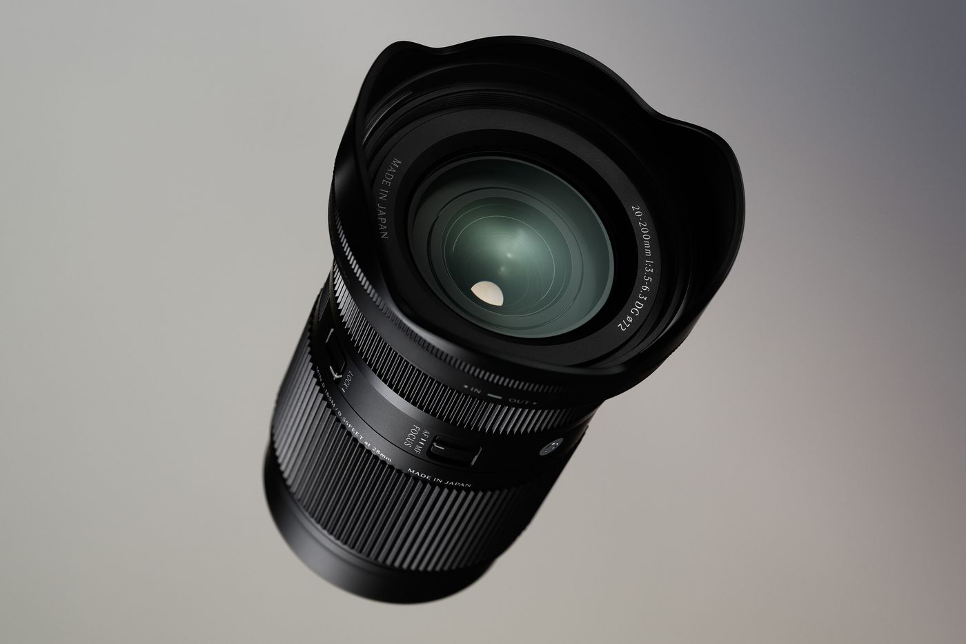 Sigma 20-200mm f/3.5-6.3 DG Contemporary: the lightest 10x zoom lens on ...